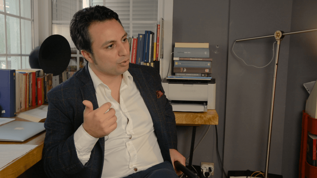 Modernizmden Postmodernizme – Yalın Alpay – Flaps Club
